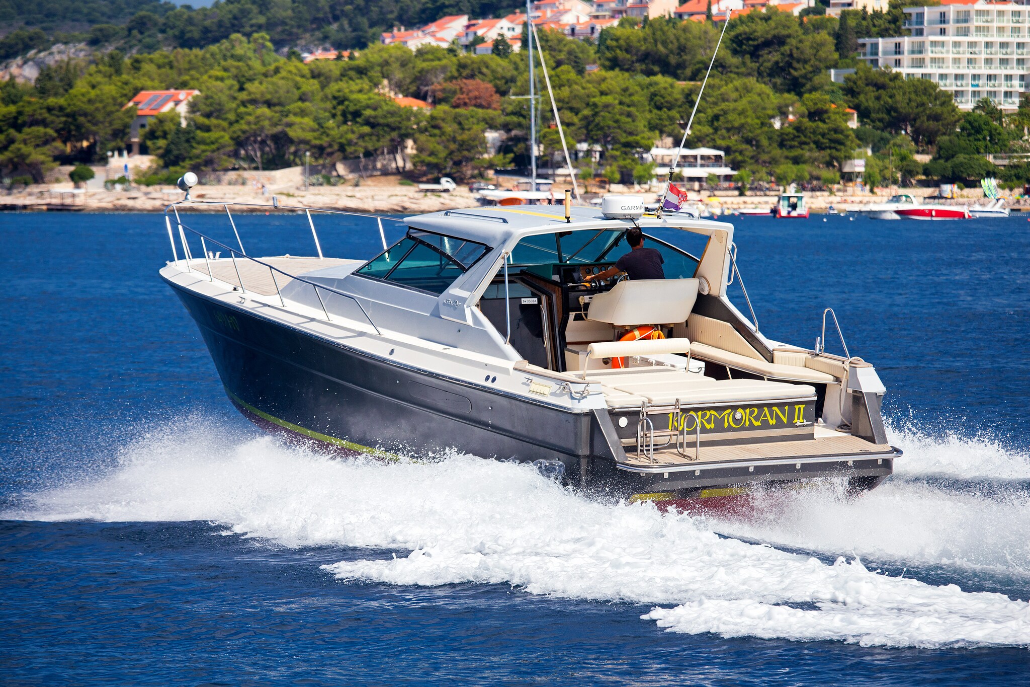 speedboat-adventure-and-golden-horn-beach